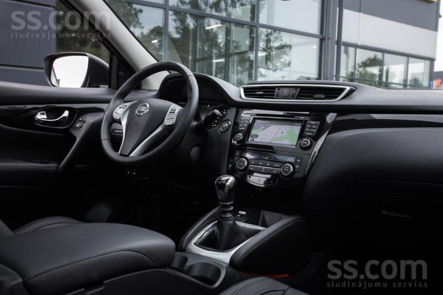 Violets Nissan Qashqai 2014 Jelgava, ar dzinēja tilpumu 1.20 L un nobraukumu 144 tūkst. km par 9990 €, foto 13 vietnē AUTOMOTO.COM.LV