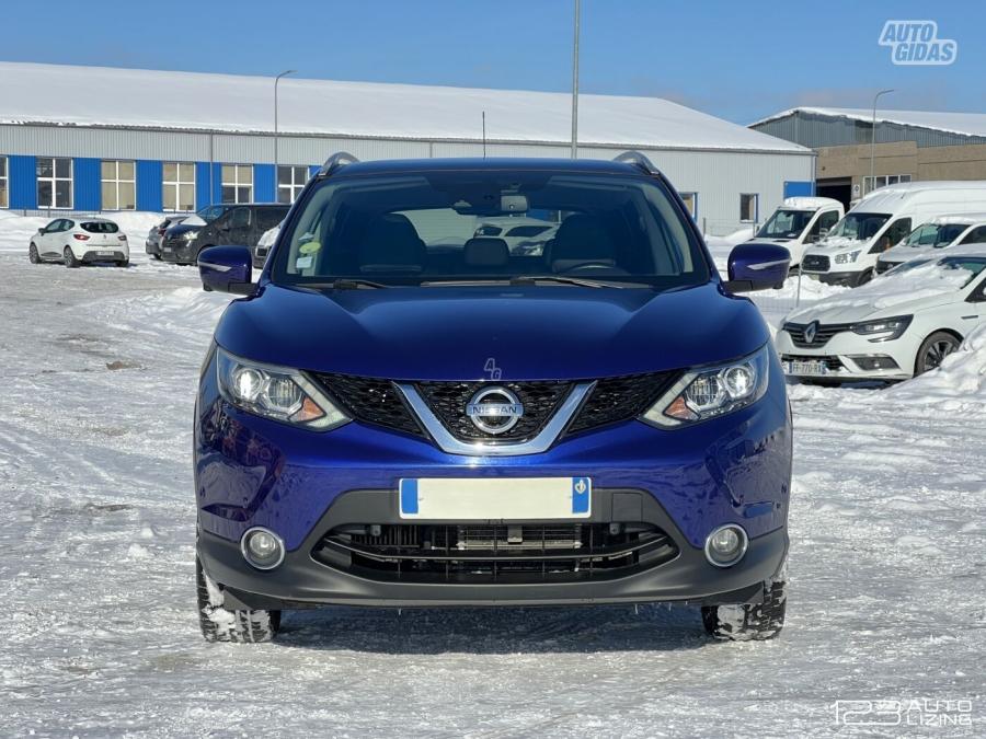 Violet Nissan Qashqai 2014 in Taurage, with an engine capacity of 1.60 L and mileage of 233 thousand km for 8500 €, photo 4 on AUTOMOTO.COM.LV