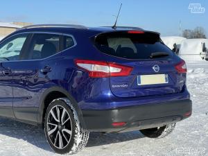 Violet Nissan Qashqai 2014 in Taurage, with an engine capacity of 1.60 L and mileage of 233 thousand km for 8500 €, photo 9 on AUTOMOTO.COM.LV