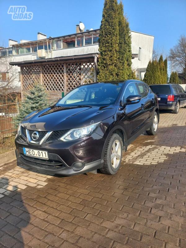 Violet Nissan Qashqai 2014 in Vilnius, with an engine capacity of 1.20 L and mileage of 191 thousand km for 6850 €, photo 7 on AUTOMOTO.COM.LV