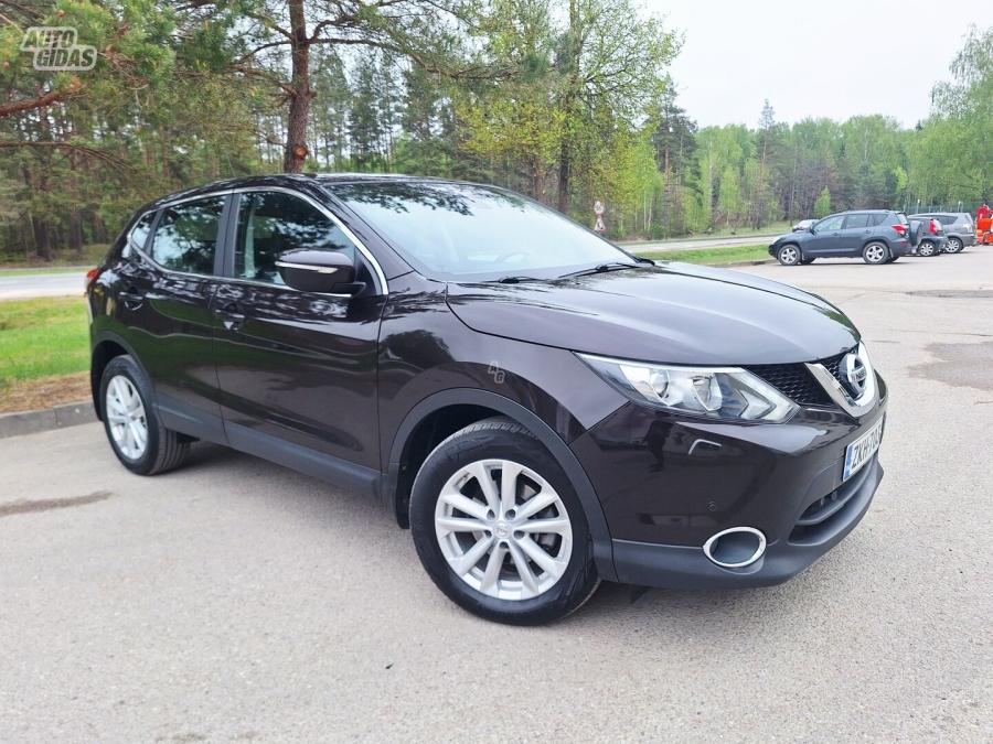Violets Nissan Qashqai 2014 Radviliškis, ar dzinēja tilpumu 1.20 L un nobraukumu 151 tūkst. km par 7450 €, foto 3 vietnē AUTOMOTO.COM.LV