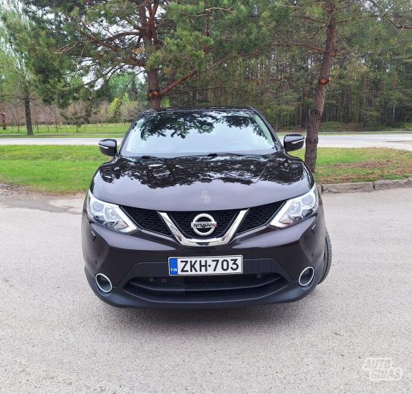 Violets Nissan Qashqai 2014 Radviliškis, ar dzinēja tilpumu 1.20 L un nobraukumu 151 tūkst. km par 7450 €, foto 3 vietnē AUTOMOTO.COM.LV
