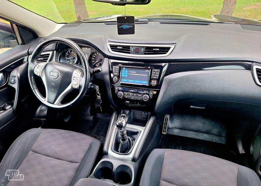 Violets Nissan Qashqai 2014 Radviliškis, ar dzinēja tilpumu 1.20 L un nobraukumu 151 tūkst. km par 7450 €, foto 19 vietnē AUTOMOTO.COM.LV