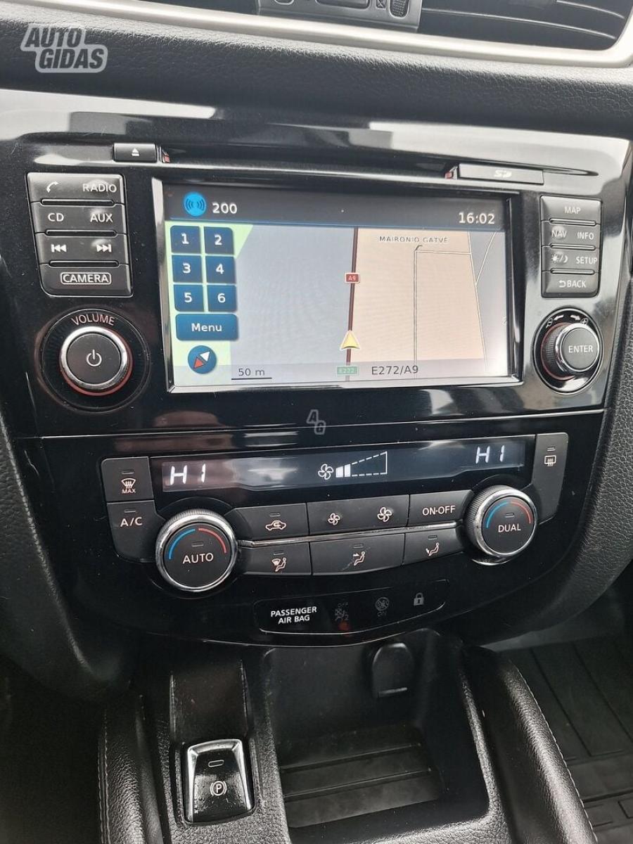 Violets Nissan Qashqai 2014 Radviliškis, ar dzinēja tilpumu 1.20 L un nobraukumu 151 tūkst. km par 7450 €, foto 22 vietnē AUTOMOTO.COM.LV