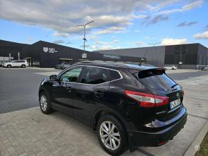 Violets Nissan Qashqai 2014 Šauļi, ar dzinēja tilpumu 1.20 L un nobraukumu 128 tūkst. km par 10000 €, foto 3 vietnē AUTOMOTO.COM.LV