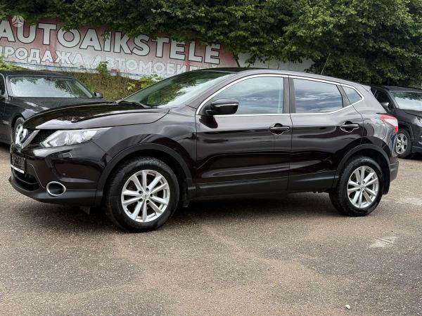 Violet Nissan Qashqai 2014 in Siauliai, with an engine capacity of 1.20 L and mileage of 280 thousand km for 6350 €, photo 9 on AUTOMOTO.COM.LV