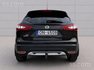 Violets Nissan Qashqai 2014 Rīga, ar dzinēja tilpumu 1.60 L un nobraukumu 200 tūkst. km par 8439 €, foto 4 vietnē AUTOMOTO.COM.LV