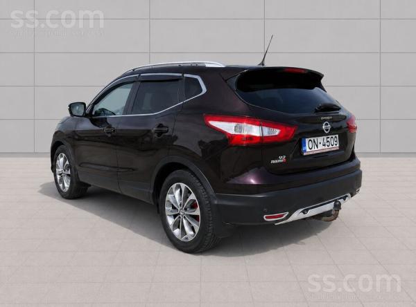 Фиолетовый Ниссан Кашкай 2014 в Рига, объемом двигателя 1.60 л и пробегом 200 тыс. км за 8439 €, фото 5 на AUTOMOTO.COM.LV