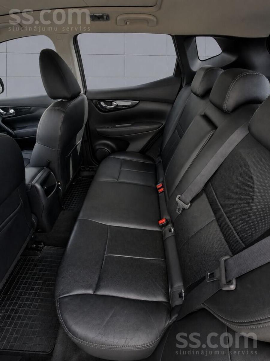 Violets Nissan Qashqai 2014 Rīga, ar dzinēja tilpumu 1.60 L un nobraukumu 200 tūkst. km par 8439 €, foto 13 vietnē AUTOMOTO.COM.LV