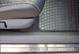 Violets Nissan Qashqai 2014 Rīga, ar dzinēja tilpumu 1.60 L un nobraukumu 200 tūkst. km par 8439 €, foto 21 vietnē AUTOMOTO.COM.LV