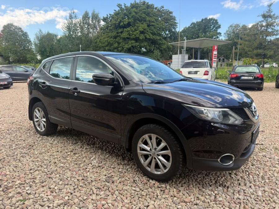 Violet Nissan Qashqai 2014 in Riga, with an engine capacity of 1.60 L and mileage of 181 thousand km for 6750 €, photo 3 on AUTOMOTO.COM.LV