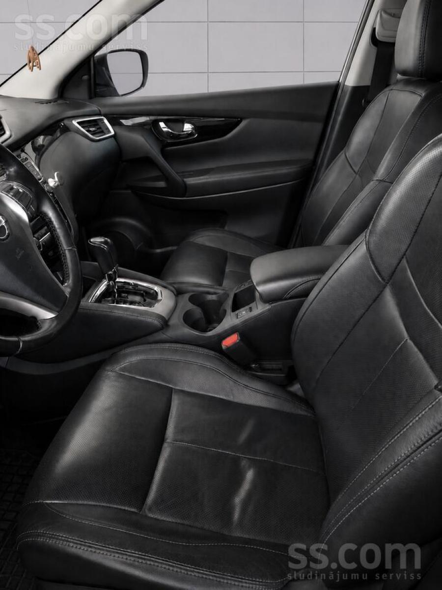 Violets Nissan Qashqai 2014 Rīga, ar dzinēja tilpumu 1.60 L un nobraukumu 200 tūkst. km par 8439 €, foto 12 vietnē AUTOMOTO.COM.LV