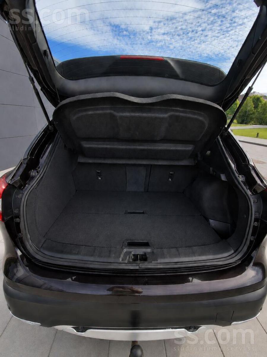 Violets Nissan Qashqai 2014 Rīga, ar dzinēja tilpumu 1.60 L un nobraukumu 200 tūkst. km par 8439 €, foto 17 vietnē AUTOMOTO.COM.LV