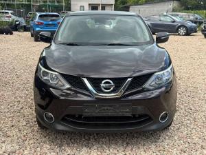 Violet Nissan Qashqai 2014 in Riga, with an engine capacity of 1.60 L and mileage of 181 thousand km for 6550 €, photo 8 on AUTOMOTO.COM.LV