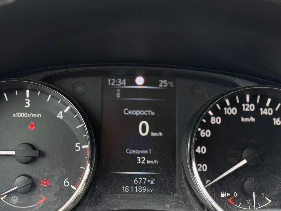 Violet Nissan Qashqai 2014 in Riga, with an engine capacity of 1.60 L and mileage of 181 thousand km for 6550 €, photo 14 on AUTOMOTO.COM.LV
