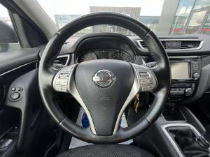 Violet Nissan Qashqai 2014 in Siauliai, with an engine capacity of 1.20 L and mileage of 168 thousand km for 7300 €, photo 10 on AUTOMOTO.COM.LV