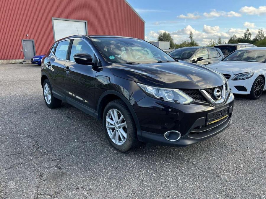 Violets Nissan Qashqai 2014 Šauļi, ar dzinēja tilpumu 1.20 L un nobraukumu 168 tūkst. km par 7300 €, foto 1 vietnē AUTOMOTO.COM.LV