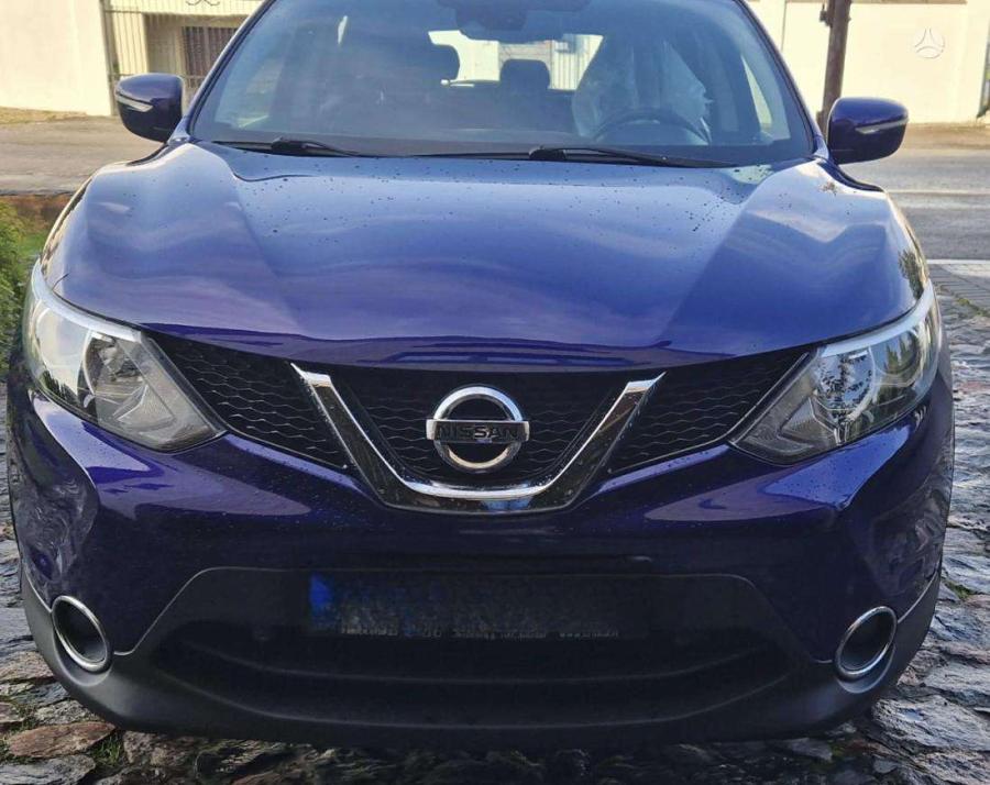 Violets Nissan Qashqai 2014 Šauļi, ar dzinēja tilpumu 1.20 L un nobraukumu 137 tūkst. km par 7300 €, foto 1 vietnē AUTOMOTO.COM.LV