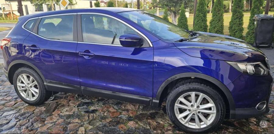 Violets Nissan Qashqai 2014 Šauļi, ar dzinēja tilpumu 1.20 L un nobraukumu 137 tūkst. km par 7300 €, foto 5 vietnē AUTOMOTO.COM.LV