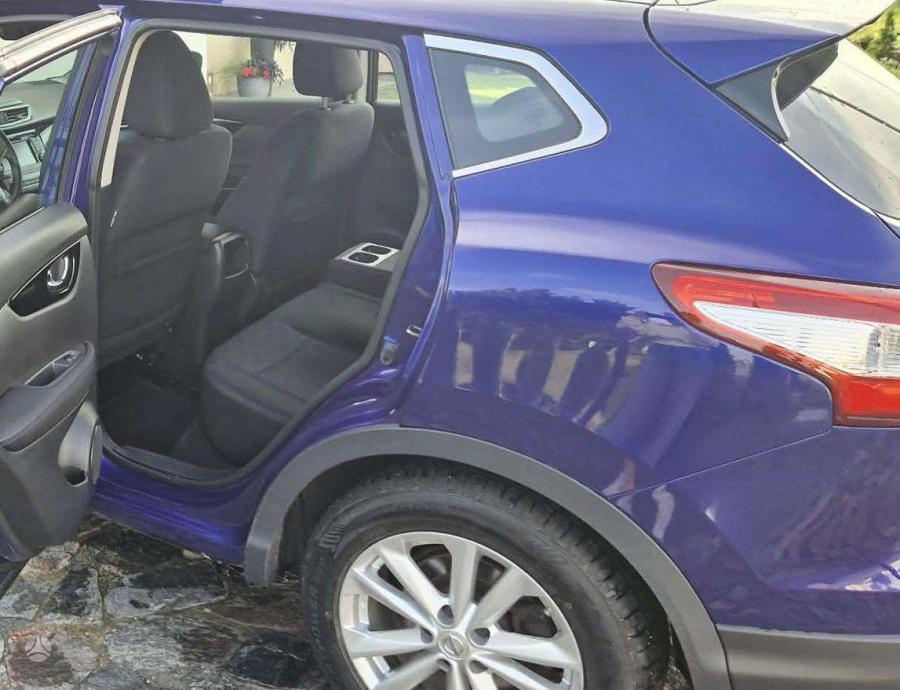 Violets Nissan Qashqai 2014 Šauļi, ar dzinēja tilpumu 1.20 L un nobraukumu 137 tūkst. km par 7300 €, foto 7 vietnē AUTOMOTO.COM.LV