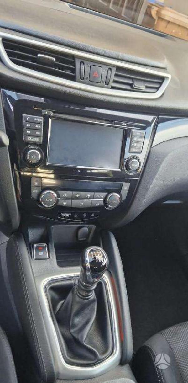 Violets Nissan Qashqai 2014 Šauļi, ar dzinēja tilpumu 1.20 L un nobraukumu 137 tūkst. km par 7300 €, foto 8 vietnē AUTOMOTO.COM.LV