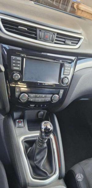 Violets Nissan Qashqai 2014 Šauļi, ar dzinēja tilpumu 1.20 L un nobraukumu 137 tūkst. km par 7300 €, foto 8 vietnē AUTOMOTO.COM.LV
