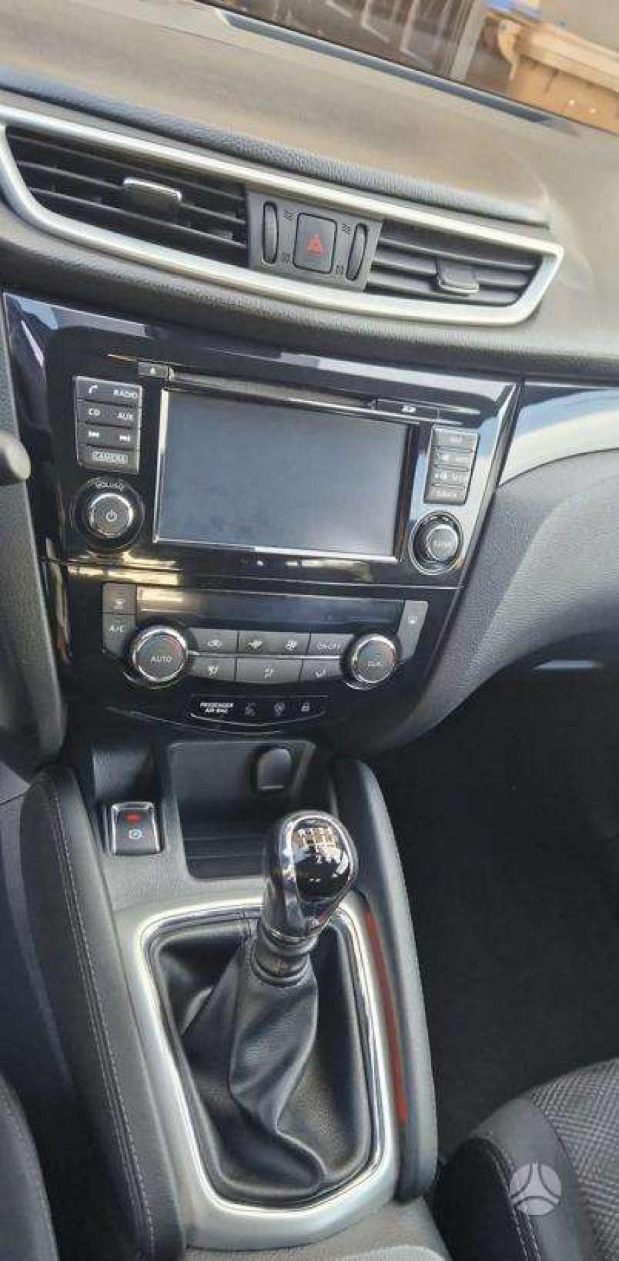 Violets Nissan Qashqai 2014 Šauļi, ar dzinēja tilpumu 1.20 L un nobraukumu 137 tūkst. km par 7300 €, foto 8 vietnē AUTOMOTO.COM.LV