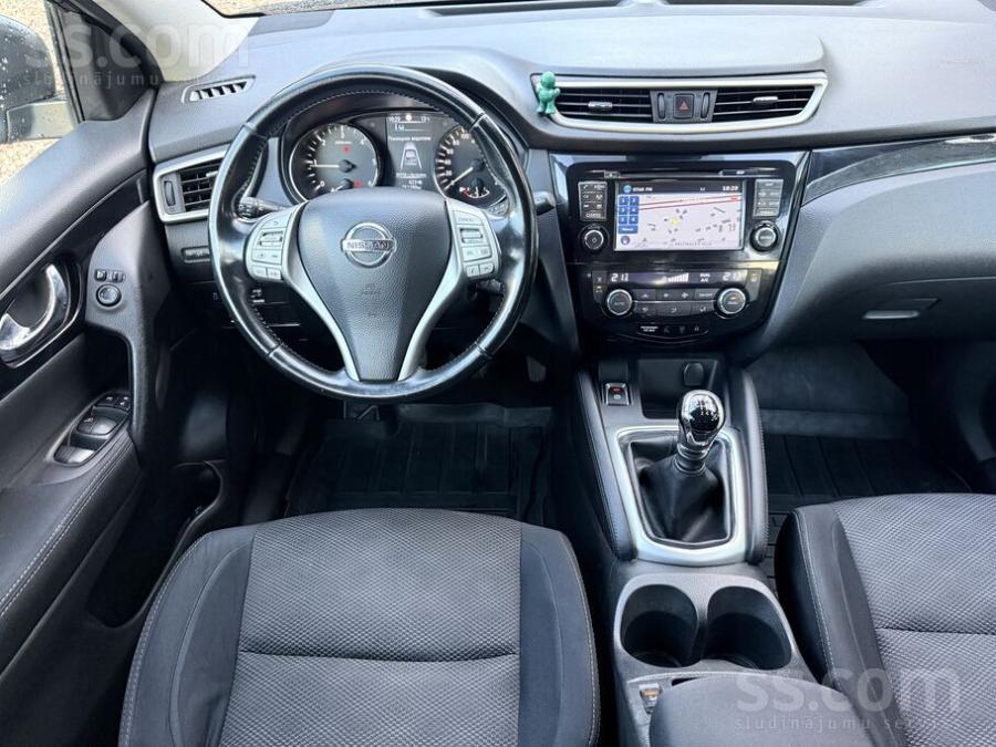 Violets Nissan Qashqai 2014 Rīga, ar dzinēja tilpumu 1.60 L un nobraukumu 181 tūkst. km par 6500 €, foto 15 vietnē AUTOMOTO.COM.LV