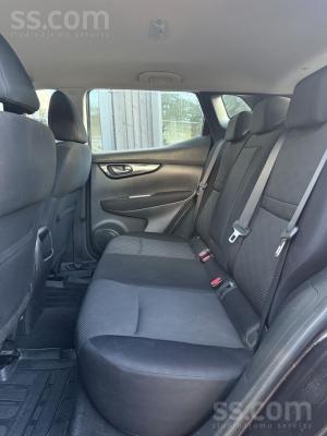 Violets Nissan Qashqai 2014 Rīga, ar dzinēja tilpumu 1.60 L un nobraukumu 181 tūkst. km par 6500 €, foto 18 vietnē AUTOMOTO.COM.LV