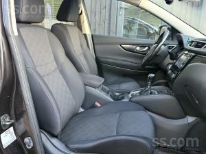 Violets Nissan Qashqai 2014 Rīga, ar dzinēja tilpumu 1.60 L un nobraukumu 181 tūkst. km par 6500 €, foto 19 vietnē AUTOMOTO.COM.LV