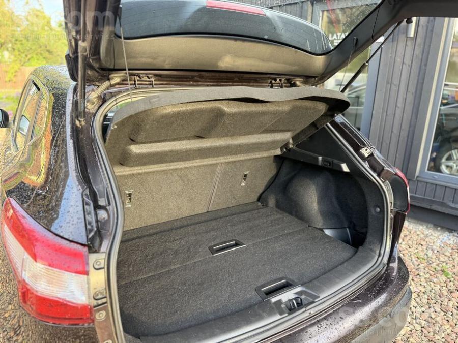 Violets Nissan Qashqai 2014 Rīga, ar dzinēja tilpumu 1.60 L un nobraukumu 181 tūkst. km par 6500 €, foto 25 vietnē AUTOMOTO.COM.LV