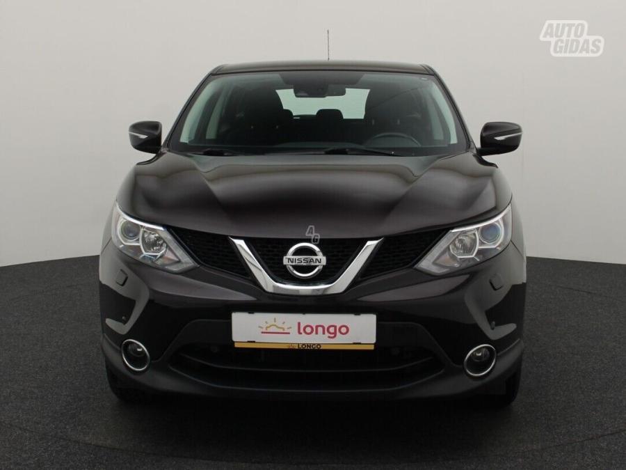 Violet Nissan Qashqai 2015 in Vilnius, with an engine capacity of 1.20 L and mileage of 119 thousand km for 9299 €, photo 3 on AUTOMOTO.COM.LV