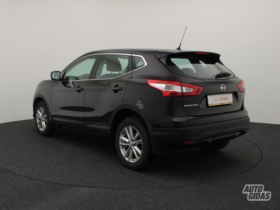 Violet Nissan Qashqai 2015 in Vilnius, with an engine capacity of 1.20 L and mileage of 119 thousand km for 9299 €, photo 7 on AUTOMOTO.COM.LV