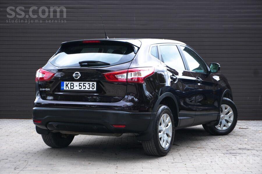 Violets Nissan Qashqai 2015 Rīga, ar dzinēja tilpumu 1.20 L un nobraukumu 152 tūkst. km par 8790 €, foto 4 vietnē AUTOMOTO.COM.LV