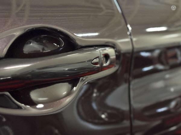 Violet Nissan Qashqai 2015 in Vilnius, with an engine capacity of 1.60 L and mileage of 155 thousand km for 8650 €, photo 10 on AUTOMOTO.COM.LV