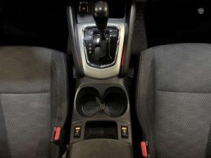 Violet Nissan Qashqai 2015 in Vilnius, with an engine capacity of 1.60 L and mileage of 155 thousand km for 8650 €, photo 24 on AUTOMOTO.COM.LV