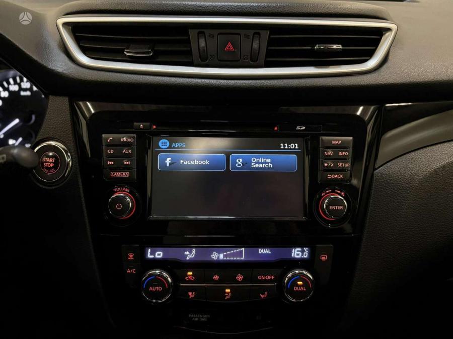 Violet Nissan Qashqai 2015 in Vilnius, with an engine capacity of 1.60 L and mileage of 155 thousand km for 8650 €, photo 29 on AUTOMOTO.COM.LV