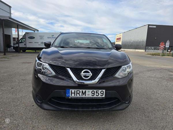 Violets Nissan Qashqai 2015 Prienai, ar dzinēja tilpumu 1.46 L un nobraukumu 150 tūkst. km par 9499 €, foto 4 vietnē AUTOMOTO.COM.LV