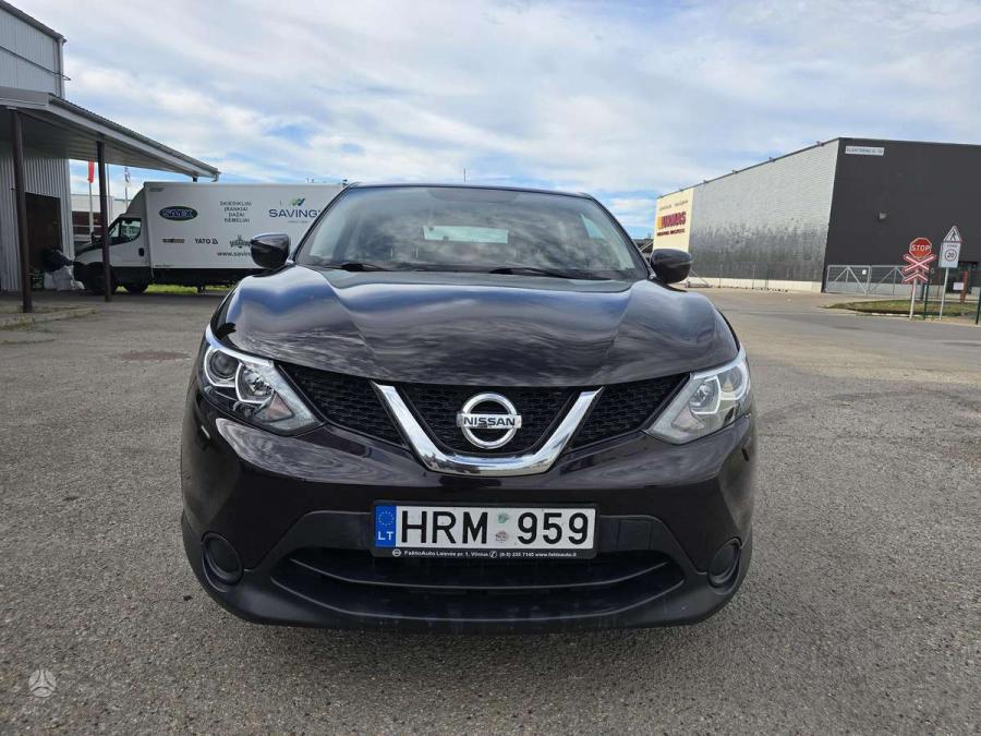 Violets Nissan Qashqai 2015 Prienai, ar dzinēja tilpumu 1.46 L un nobraukumu 150 tūkst. km par 9499 €, foto 5 vietnē AUTOMOTO.COM.LV