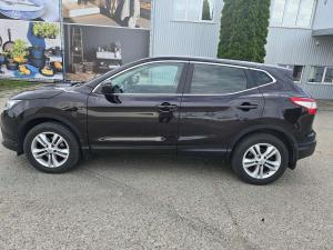 Violets Nissan Qashqai 2015 Prienai, ar dzinēja tilpumu 1.46 L un nobraukumu 150 tūkst. km par 9499 €, foto 8 vietnē AUTOMOTO.COM.LV