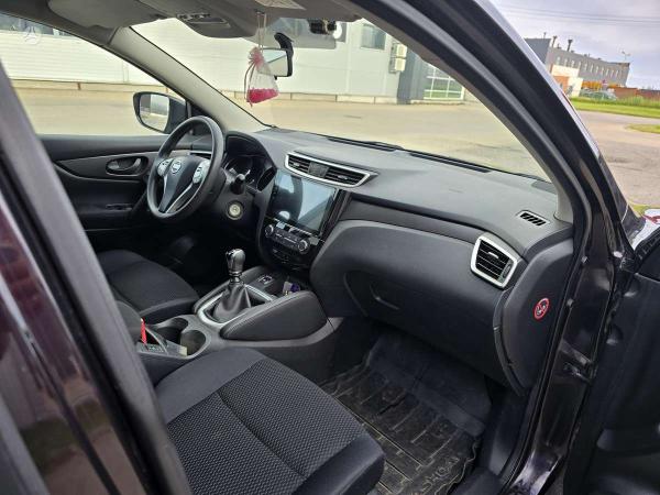 Violets Nissan Qashqai 2015 Prienai, ar dzinēja tilpumu 1.46 L un nobraukumu 150 tūkst. km par 9499 €, foto 8 vietnē AUTOMOTO.COM.LV