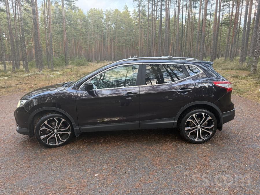 Фиолетовый Ниссан Кашкай 2015 в Рига, объемом двигателя 1.60 л и пробегом 280 тыс. км за 7000 €, фото 3 на AUTOMOTO.COM.LV