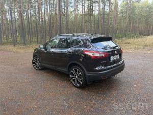 Фиолетовый Ниссан Кашкай 2015 в Рига, объемом двигателя 1.60 л и пробегом 280 тыс. км за 7000 €, фото 4 на AUTOMOTO.COM.LV