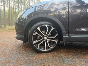 Фиолетовый Ниссан Кашкай 2015 в Рига, объемом двигателя 1.60 л и пробегом 280 тыс. км за 7000 €, фото 7 на AUTOMOTO.COM.LV