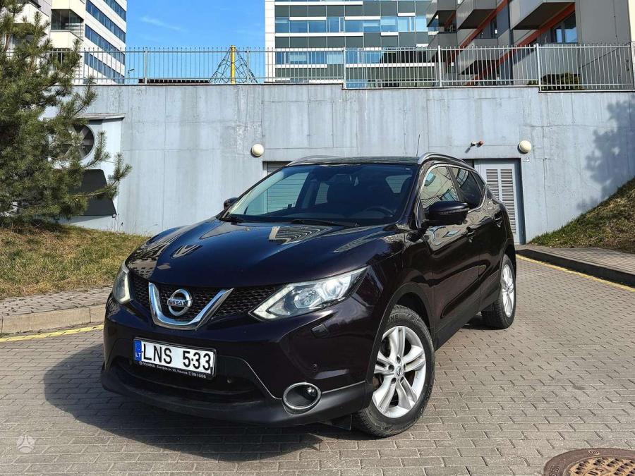 Violets Nissan Qashqai 2015 Viļņa, ar dzinēja tilpumu 1.60 L un nobraukumu 149 tūkst. km par 6200 €, foto 1 vietnē AUTOMOTO.COM.LV