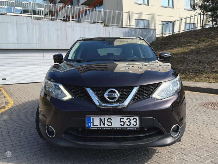 Violets Nissan Qashqai 2015 Viļņa, ar dzinēja tilpumu 1.60 L un nobraukumu 149 tūkst. km par 6200 €, foto 3 vietnē AUTOMOTO.COM.LV