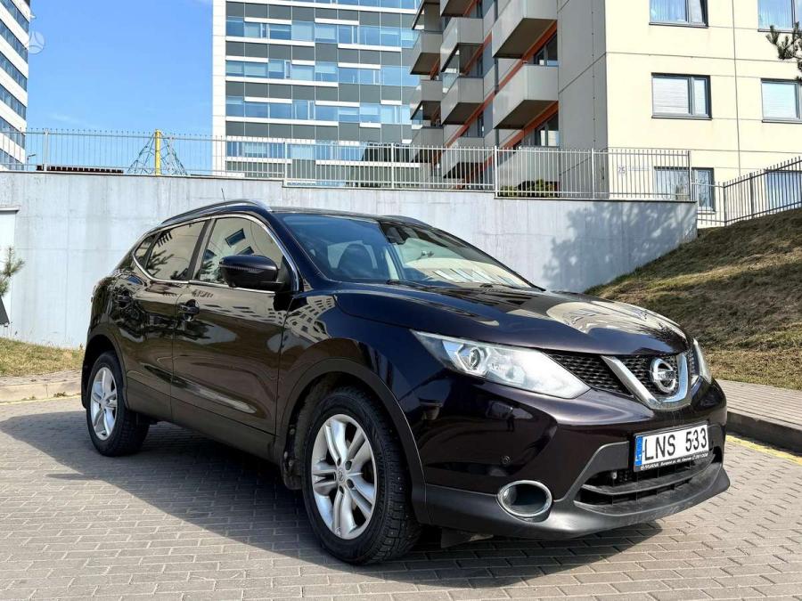 Violets Nissan Qashqai 2015 Viļņa, ar dzinēja tilpumu 1.60 L un nobraukumu 149 tūkst. km par 6200 €, foto 4 vietnē AUTOMOTO.COM.LV