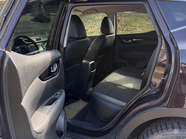 Violets Nissan Qashqai 2015 Viļņa, ar dzinēja tilpumu 1.60 L un nobraukumu 149 tūkst. km par 6200 €, foto 8 vietnē AUTOMOTO.COM.LV