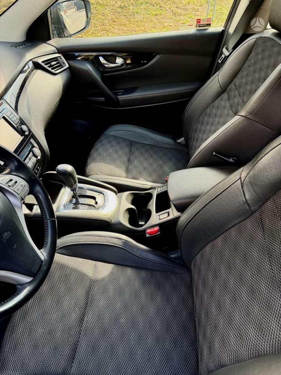 Violets Nissan Qashqai 2015 Viļņa, ar dzinēja tilpumu 1.60 L un nobraukumu 149 tūkst. km par 6200 €, foto 12 vietnē AUTOMOTO.COM.LV