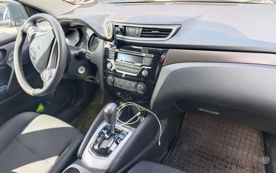 Violets Nissan Qashqai 2016 Viļņa, ar dzinēja tilpumu 1.20 L un nobraukumu 120 tūkst. km par 4100 €, foto 4 vietnē AUTOMOTO.COM.LV